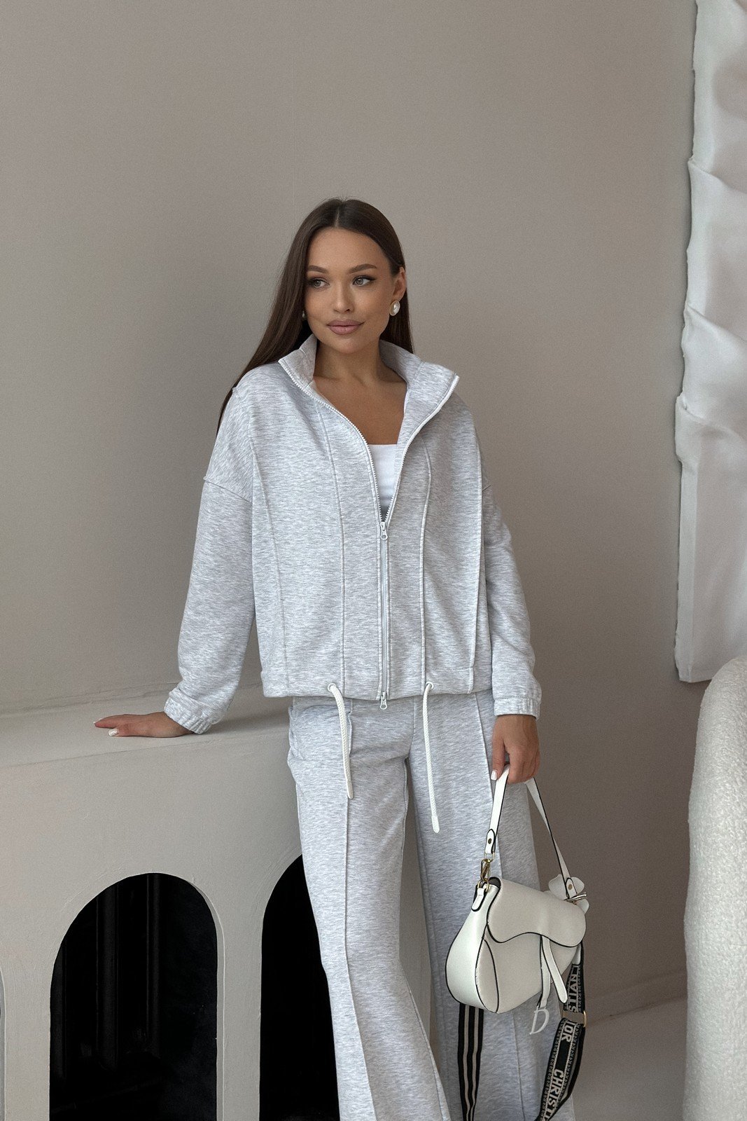 Костюм брючный 2065 серый DilanaVIP купить в интернет магазине Велесмода