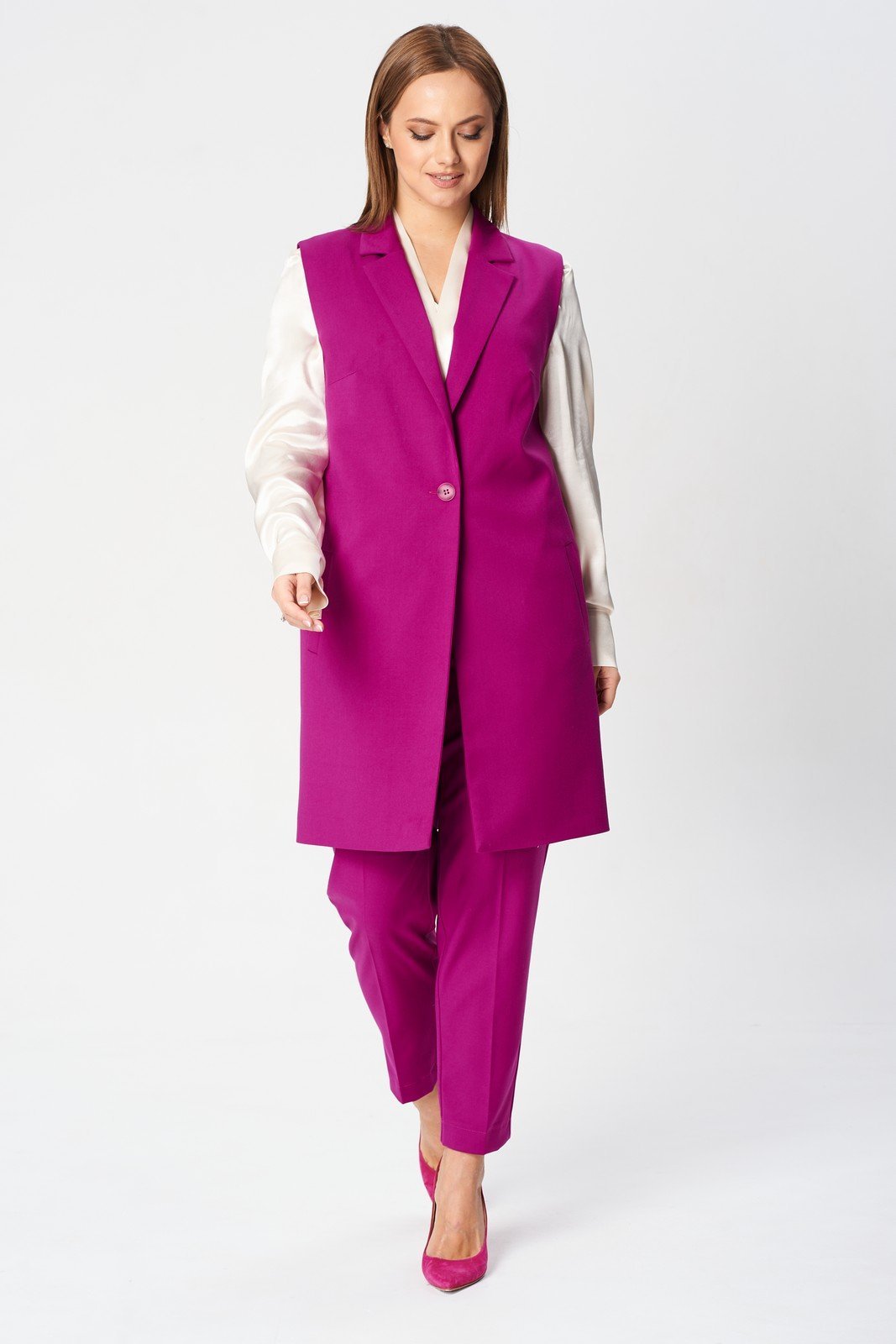 Костюм брючный 130560 фуксия SandyNA купить в интернет магазине | в наличии